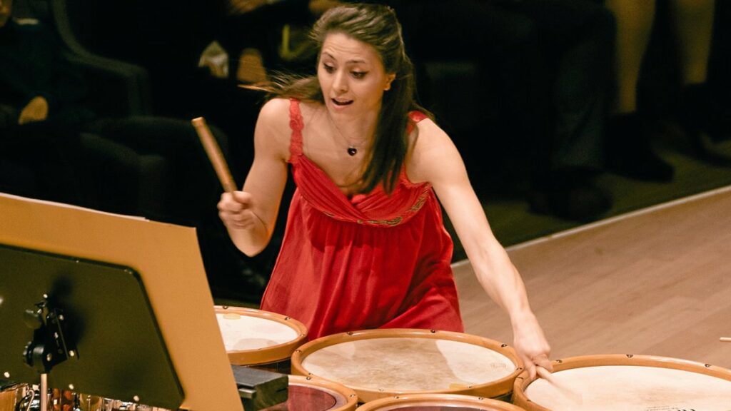 Vivi Vassileva in der Elbphilharmonie – Vivi Drums